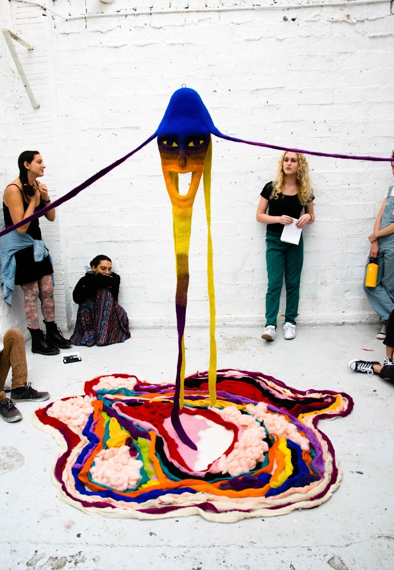 Why do students need "crits" at an art school? - metafora-studio-arts.org